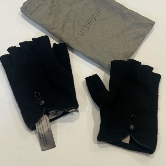 Uterque | Accessories | Uterque Black Fingerless Gloves | Poshmark